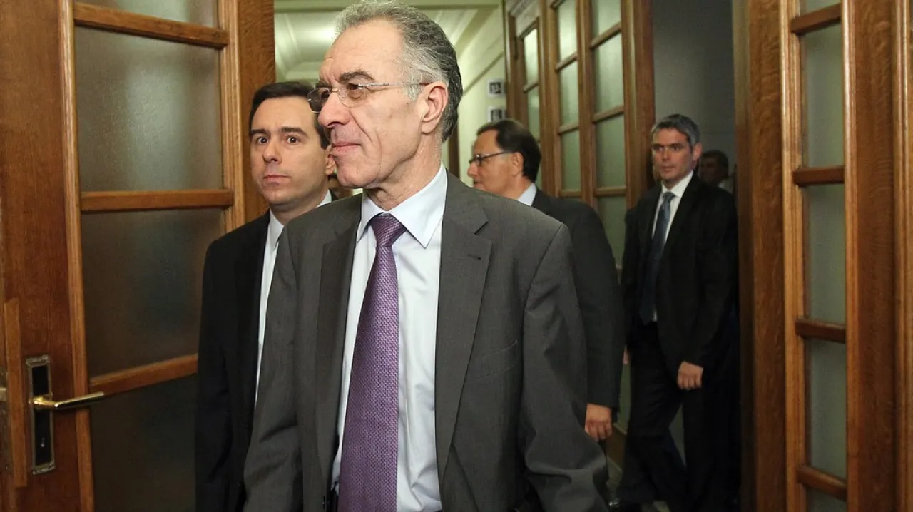 Rapanos řeckým ministrem financí nebude, zdraví mu to nedovolí — ČT24 ...