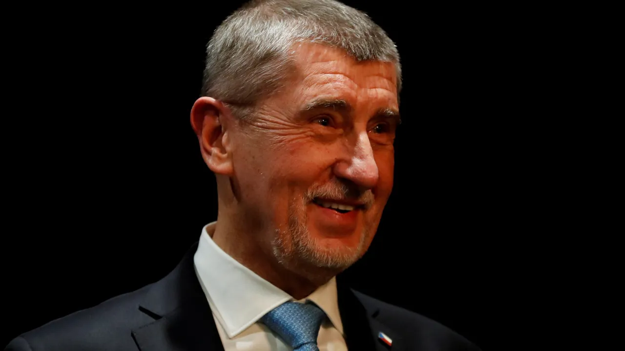 Median: Volby by vyhrálo ANO, do sněmovny by se dostali i Piráti, KSČM ...