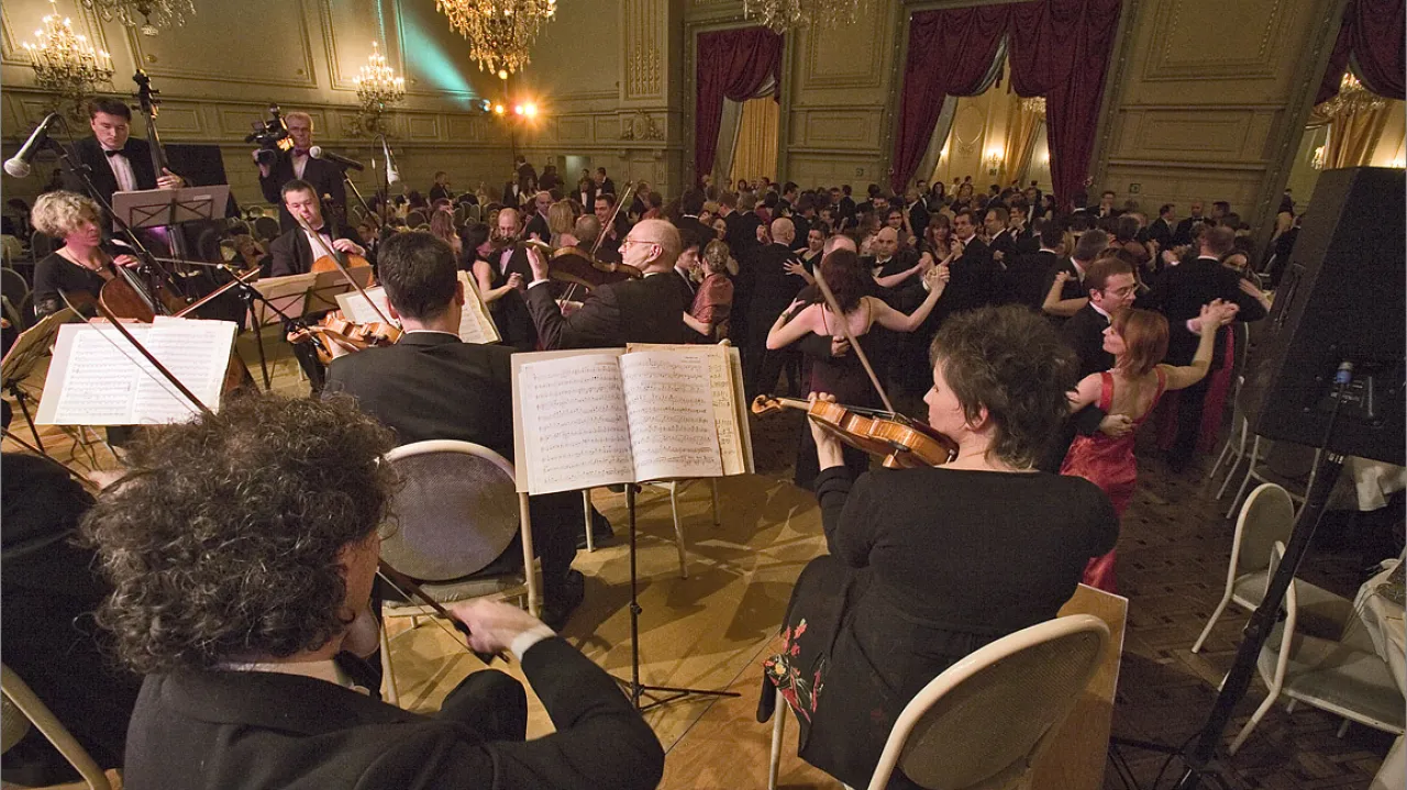 Prague Proms 2010: od Beatles po operní árie — ČT24 — Česká televize