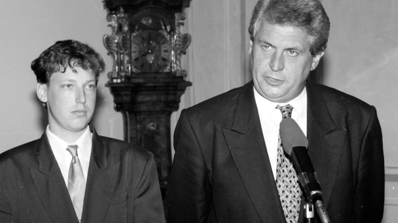 Expremiér Stanislav Gross zemřel, byl těžce nemocný — ČT24 — Česká televize