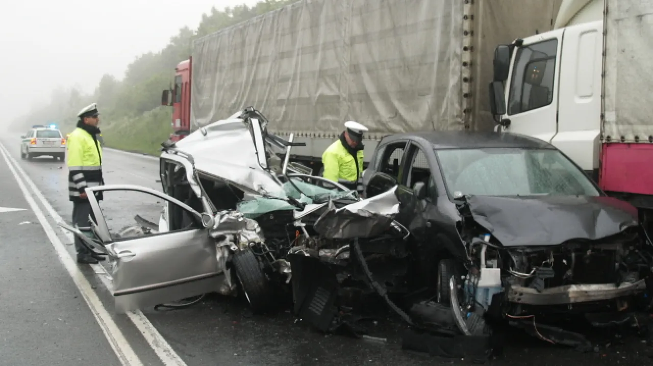 Hromadná havárie se stala na rychlostní silnici za Frýdkem-Místkem ...