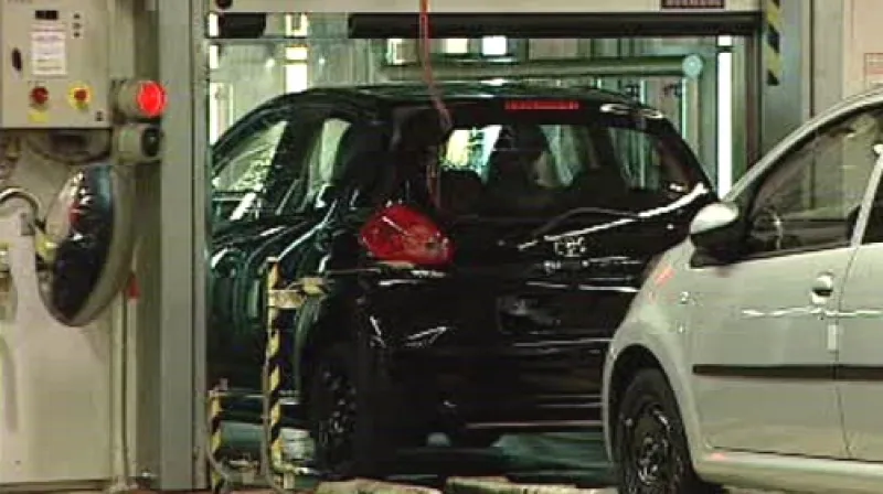 V TPCA podepsána nová kolektivní smlouva, zaměstnanci si polepší — ČT24 — Česká televize