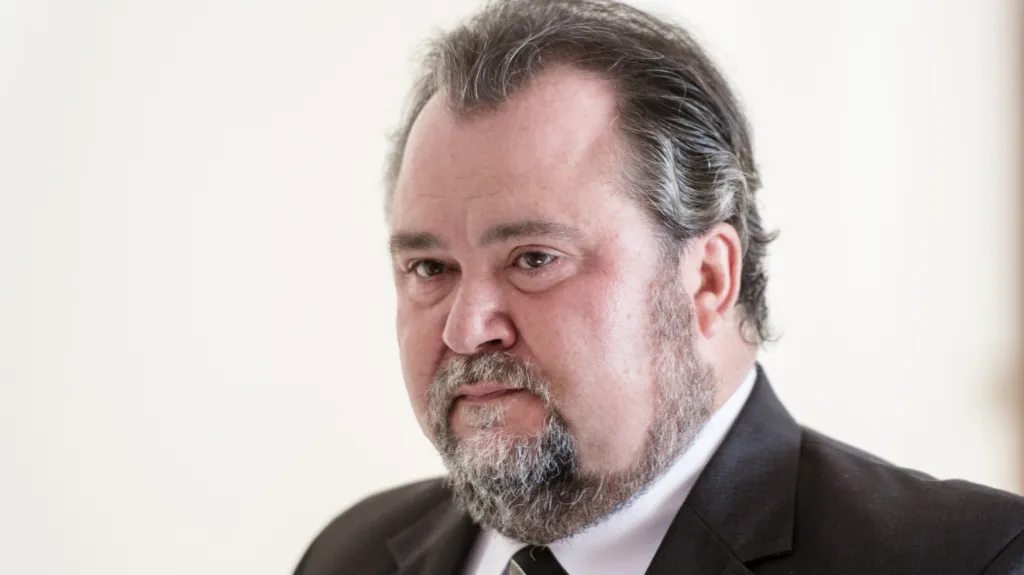 Soud v Hradci Králové osvobodil bývalého náměstka Malíře — ČT24 — Česká ...
