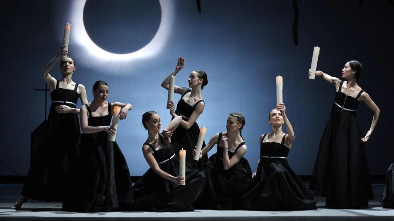 Krabate! Čarodějův učeň přichází do Národního divadla — ČT24 — Česká ...