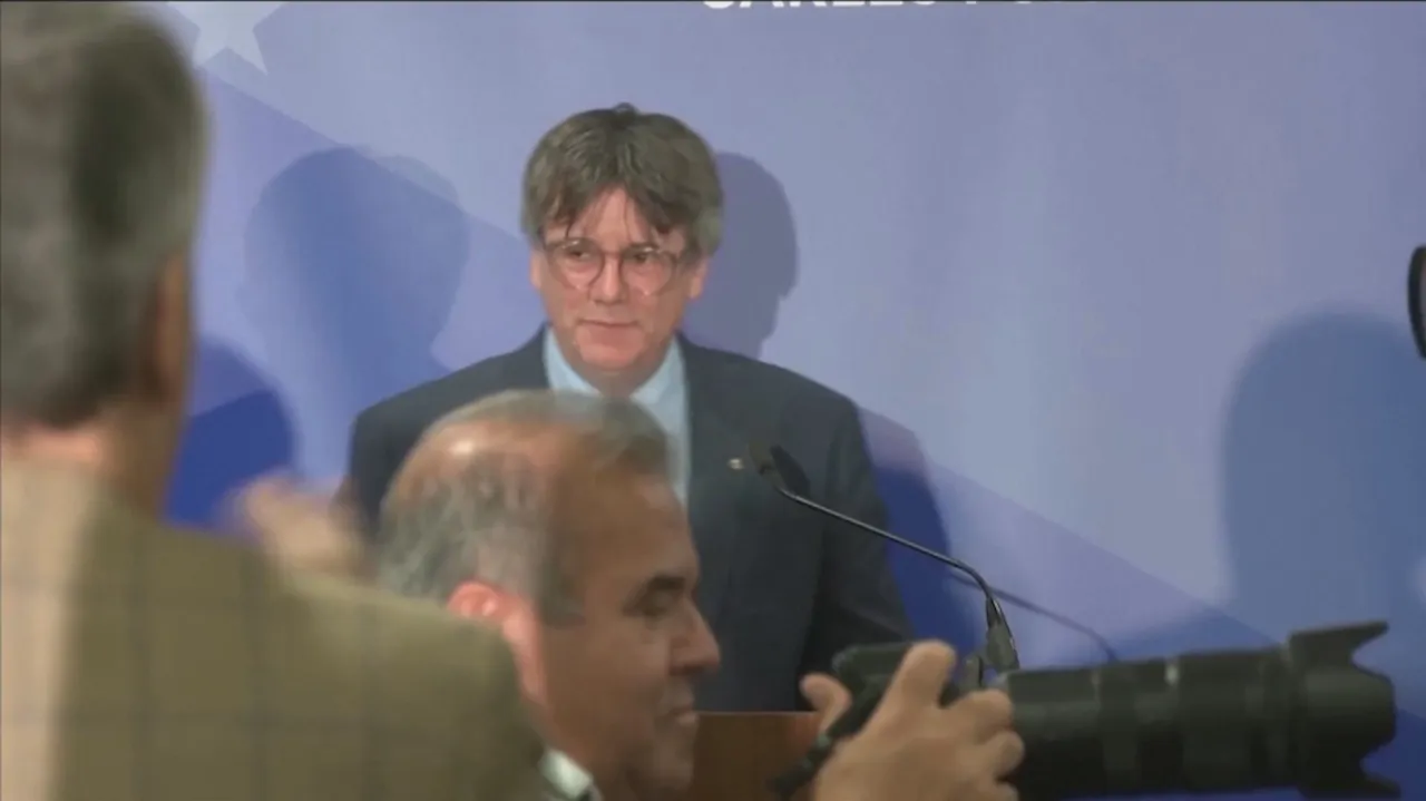 Katalánský exulant Puigdemont hraje o šanci na návrat do Španělska. Je ...
