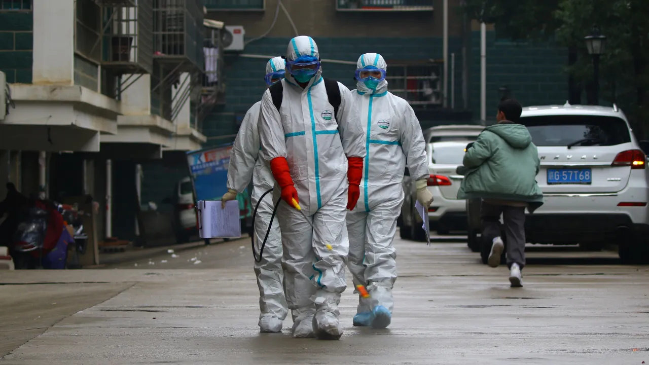 Členské země WHO schválily pandemickou dohodu — ČT24 — Česká televize