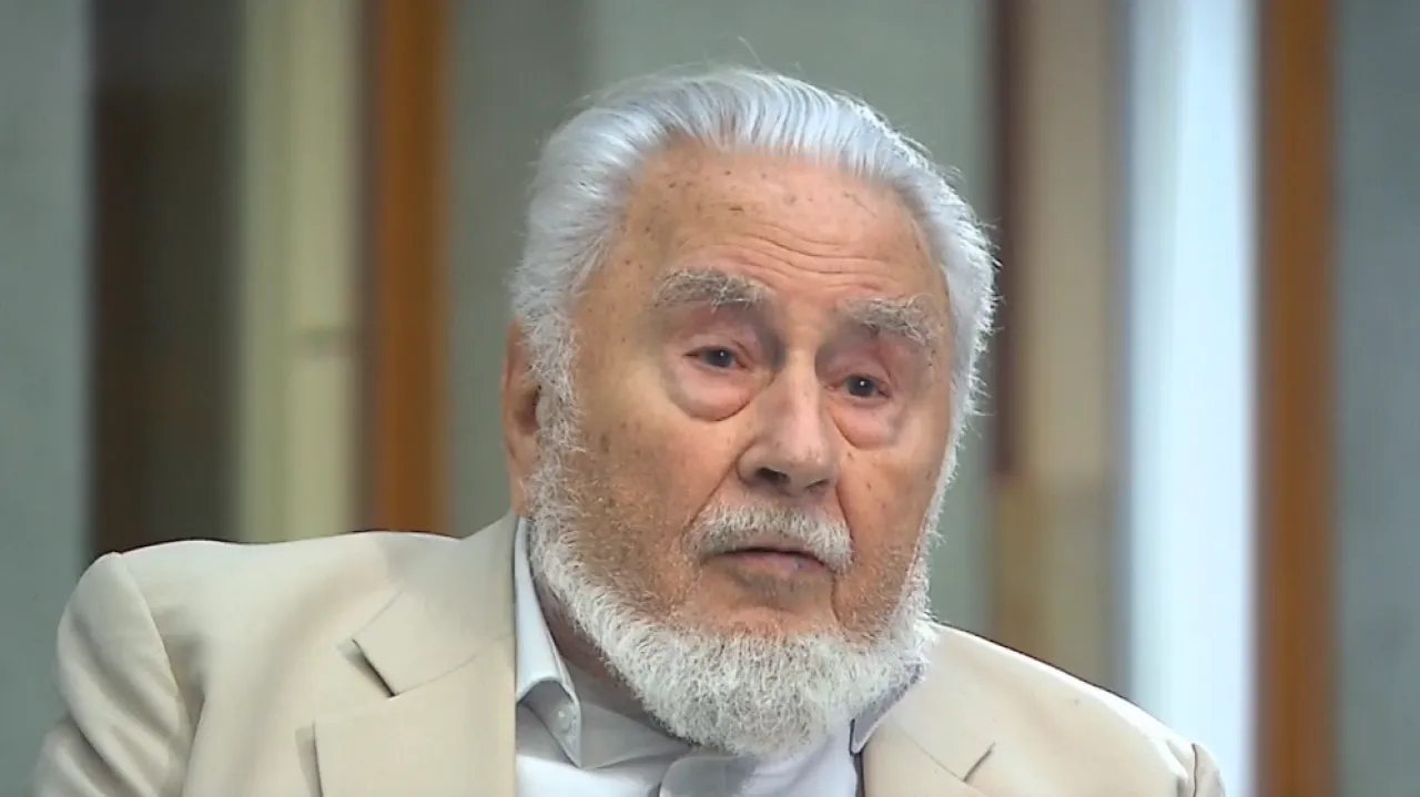 Zemřel válečný veterán Charles Gad Strasser, účastník boje o Dunkerk ...