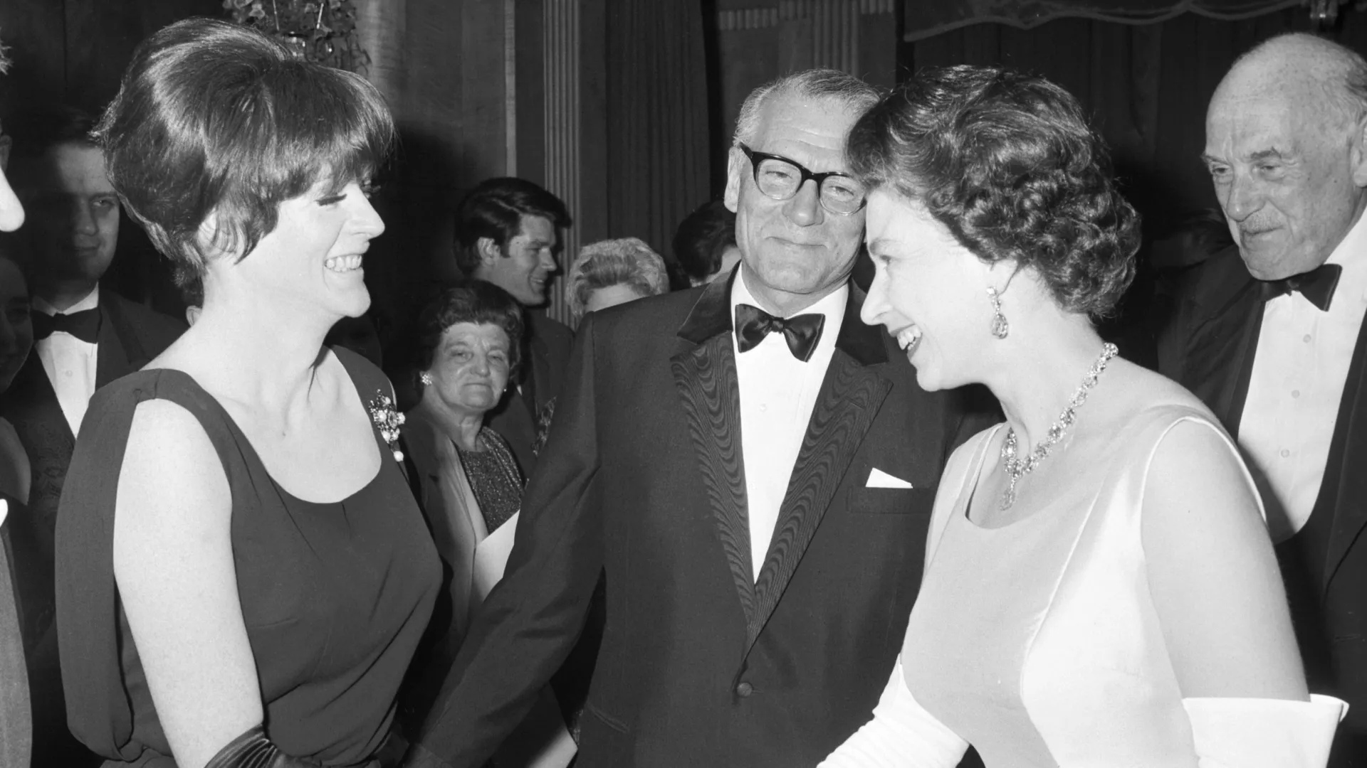 Zemřela Maggie Smithová známá z Harryho Pottera a Panství Downton ...